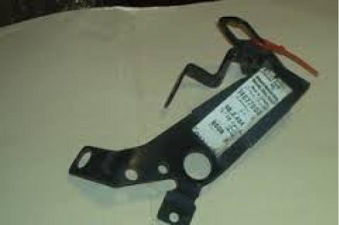 Corvette Throttle Cable Support Bracket, 1981